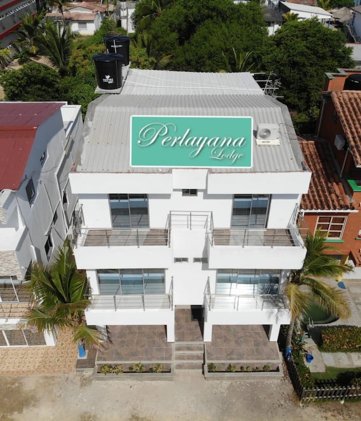 Edificio En Condominio Playa Blanca Con Piscina - Covenas