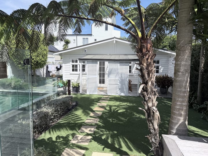 Modern Central City Cottage - Auckland