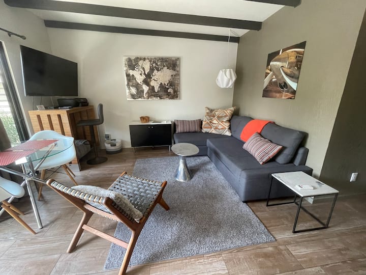 Mid Century Palm Springs #2, Pool & Mountain View - Palm Springs, CA