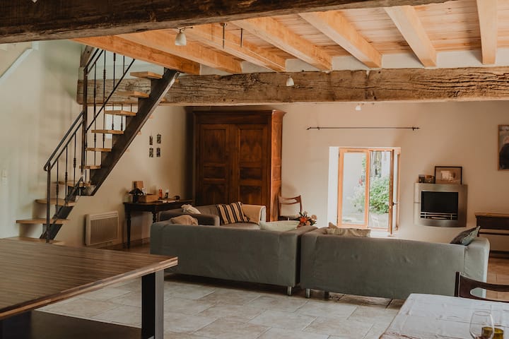 Le Gîte Du Quai, Au Cœur De La Ferme - Loiret