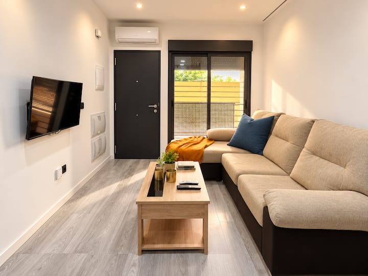 Estudio Con Balcón Y Ac En Murcia - Murcia