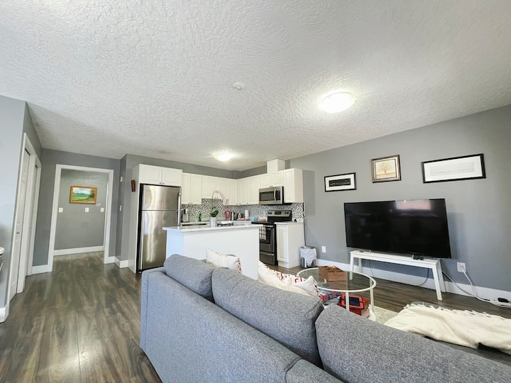 Entire Guest Suite In Thetis Height - Langford