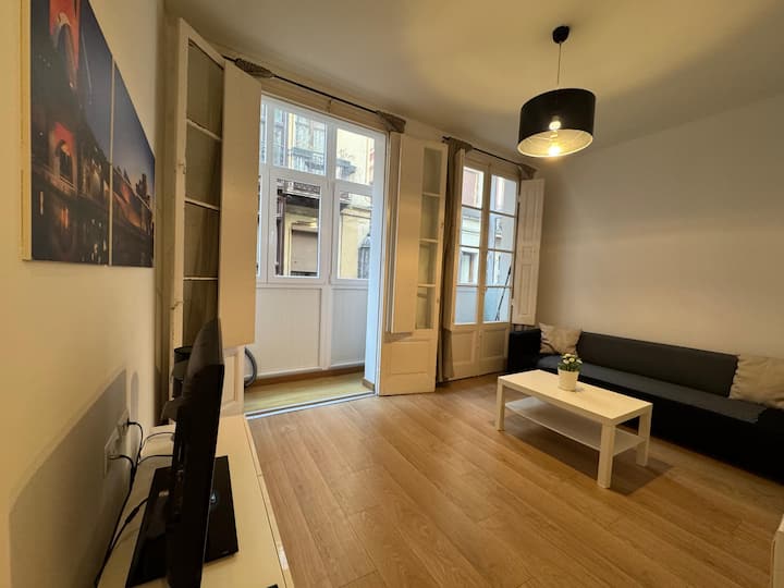 Céntrico Apartamento Para 4personas - Bilbao