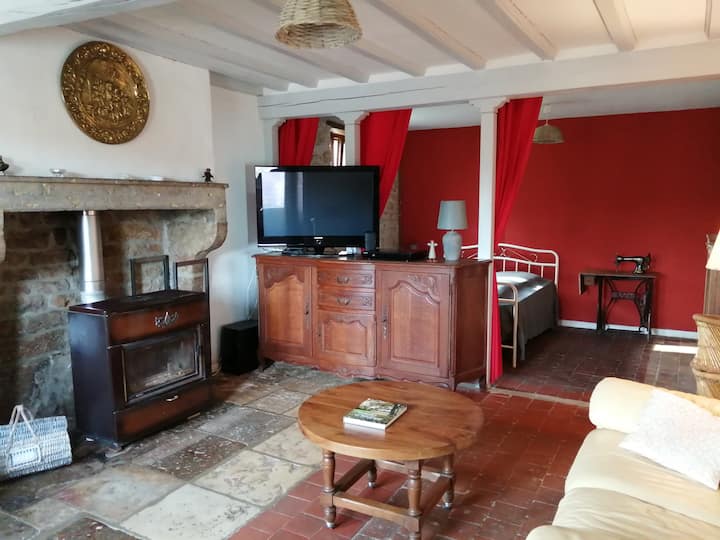 Gîte Indépendant Au Calme, à 3 Km De Vézelay - Vézelay