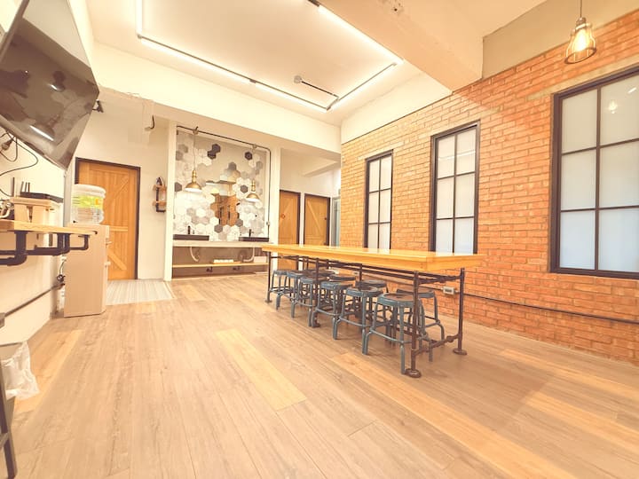 3 西門行館 近北門 西門町 捷運 4房 適合8-14位 - 台北