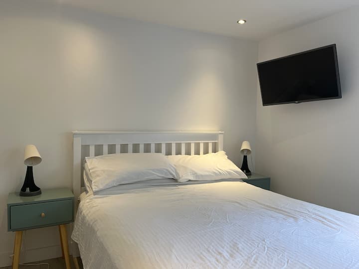 Cosy Hideaway Very Close To Town And Beaches - Fistral Beach