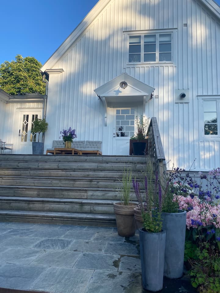 House With Charm And Fantastic View In Lerum - Lerum