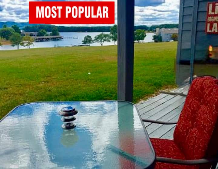 Best Fall Views & Amenities @ Bernards Landing - Smith Mountain Lake, VA