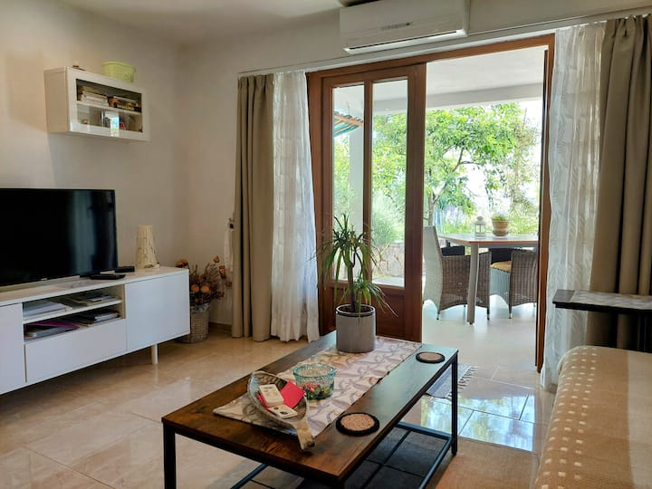 Fabulous Place, Free Parking Provided - Hvar