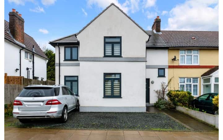 Spacious Modern House, Mid/long Term Stays - Barnet