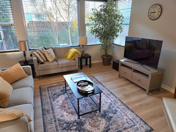 Levi Stadium~enjoy The Comfort~large Group~7 Beds - Milpitas, CA