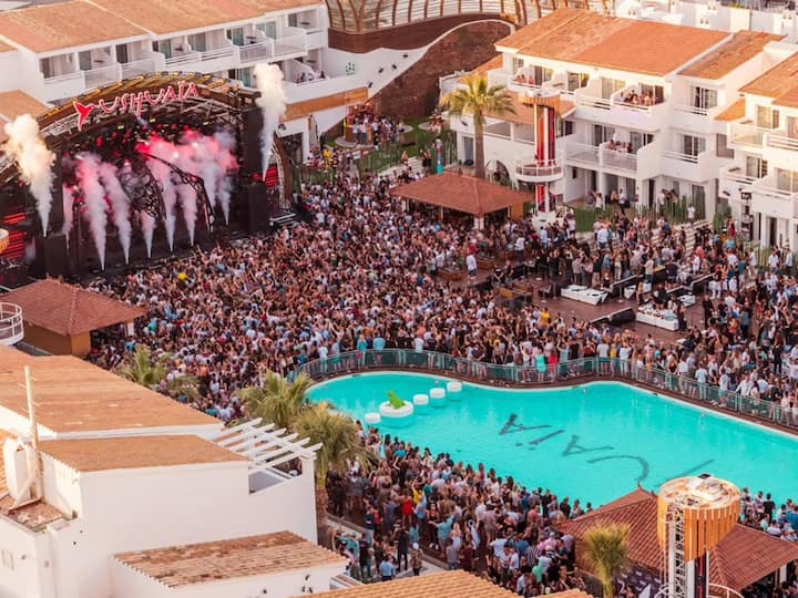 Big Flat 8pp Beachfront Near Clubs Ushuaya - Ibiza