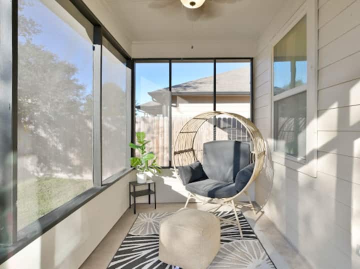 Comfy Conroe Spot! - Conroe, TX