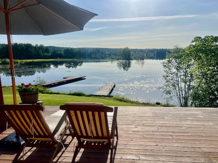 Sjövillan, Nice Accommodation Just By The Lake - Borlänge