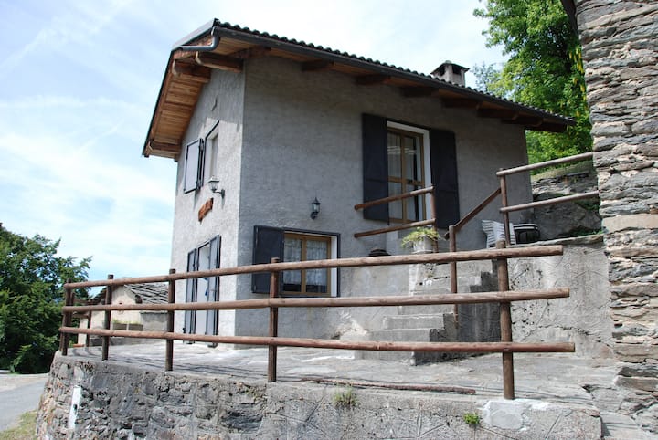 Baita Alpina Milha -Agriturismo Barbamarc - Lanslebourg-Mont-Cenis
