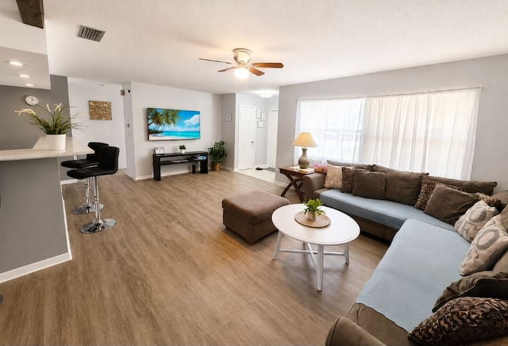 3/2 Home Heated Pool / Close To Beautiful Anna Maria Beaches / Close To Img - Bradenton, FL