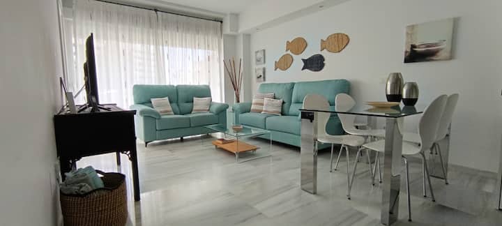 Piso Moderno Y Confortable A 100 M De Playa. - Marbella