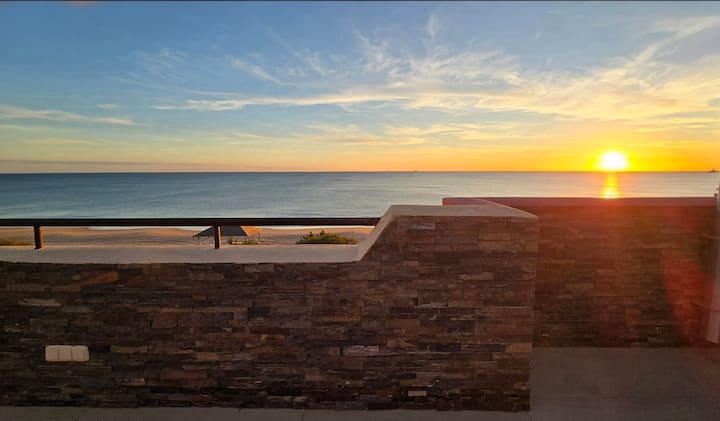 Luxury Penthouse On The Seafront, Very Quiet - Rota