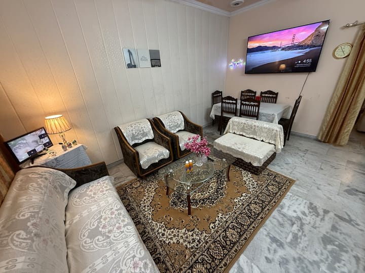 Convenient 1bhk Stay Near Max Hospital-super Host- - Chandigarh