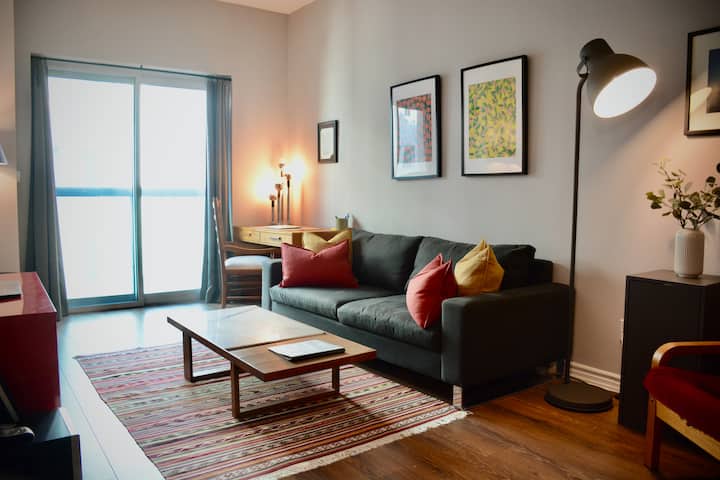 High-ceiling 1br+parking|steps To Uhn, Mtcc & Uoft - Toronto