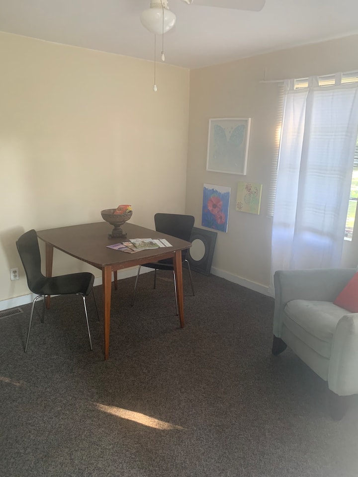 Clean, Cozy Cottage#1 Near Usc & Downtown - Columbia, SC