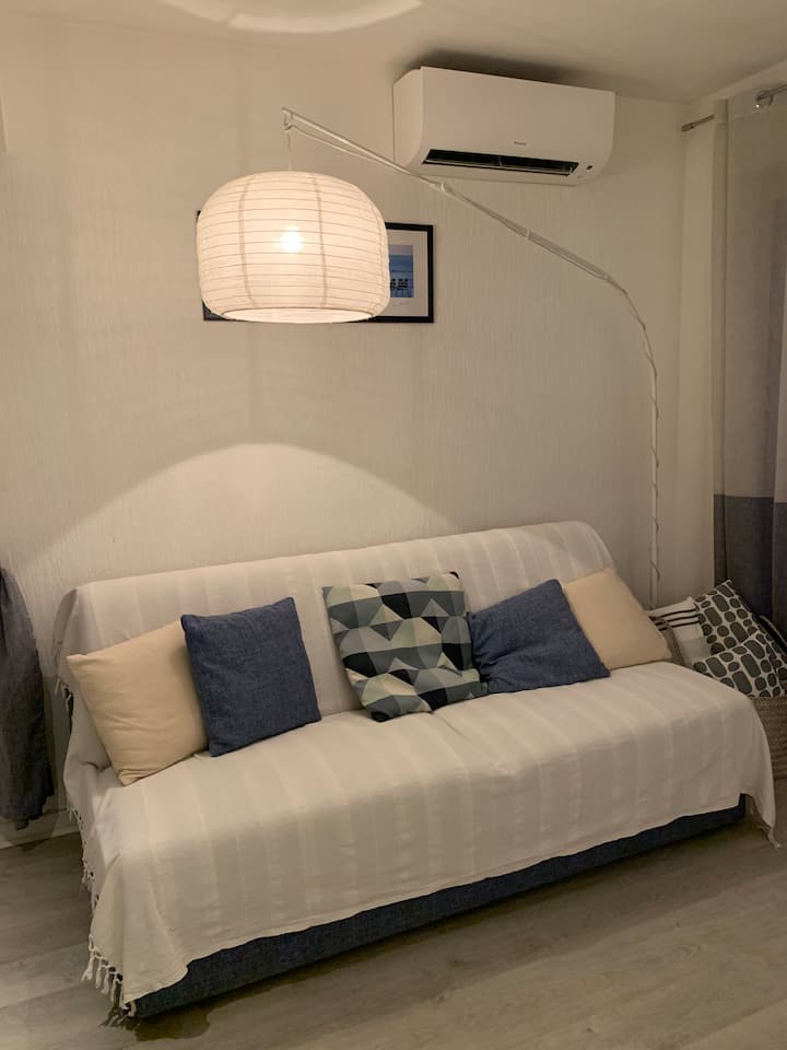 50 M From The Sea, Calm And Bright Flat With Large Terrace, Secured Garage - Saint Paul de Vence