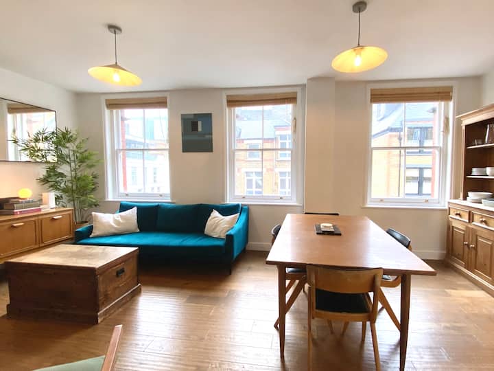 Charming Spitalfields Apartment - Mile End - London