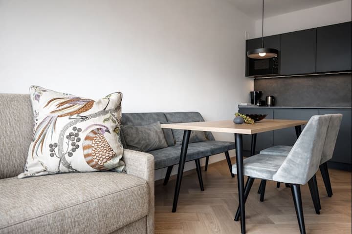 Deluxe 2-room Ap Mela Paradiso - 35m²+10 M²balcony - Merano