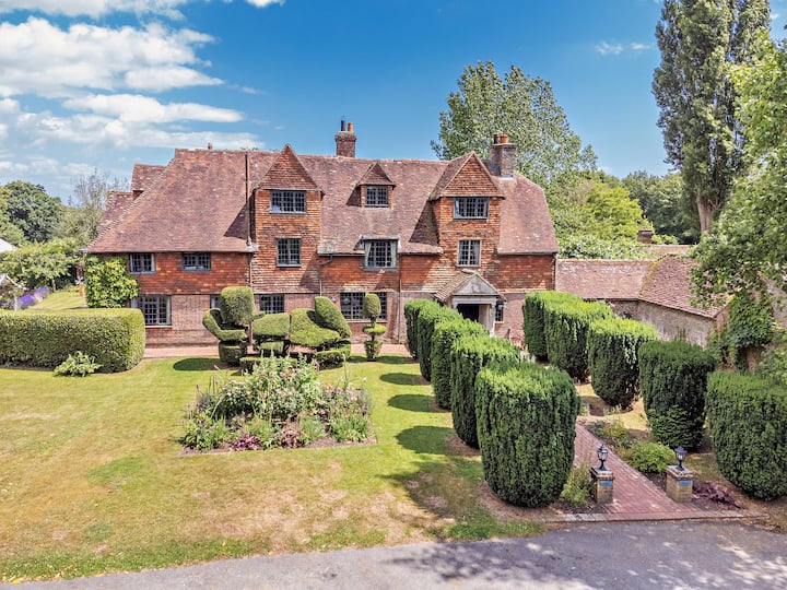 Pekes Manor - Kent