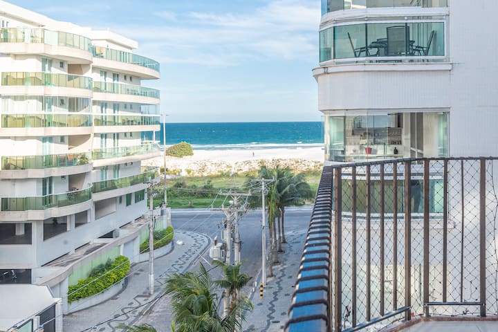 1 - Apartamento Completo A Poucos Passos Do Mar !! - Cabo Frio