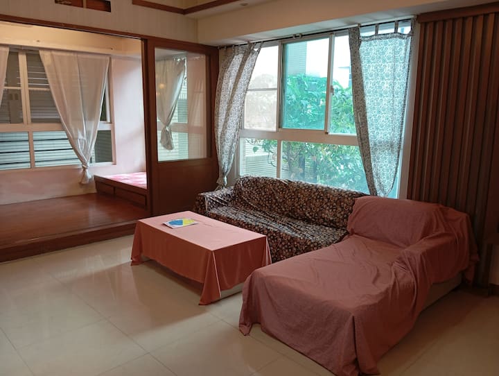 近85大樓最悠閒~最方便的點 - 鳳山區