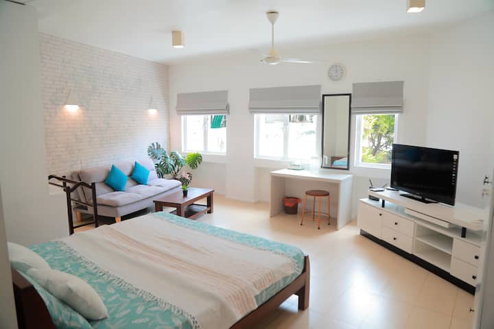 Nandi's Cosy Clean Comfortable Apartment Colombo - Colombo