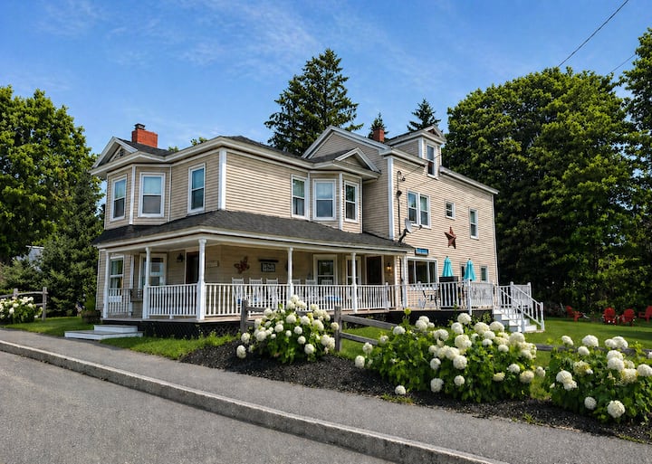 Village Walk | Relax & Explore, Hot Tub - Rangeley, ME
