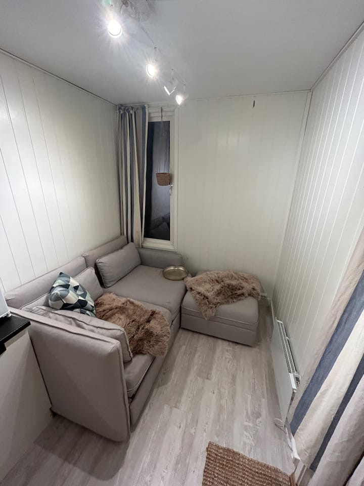 Moderne Oh Nytt Microhus - Kristiansand