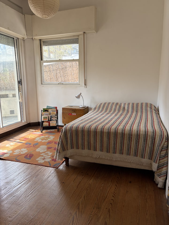 Habitación Privada Con Balcón. - Montevideo