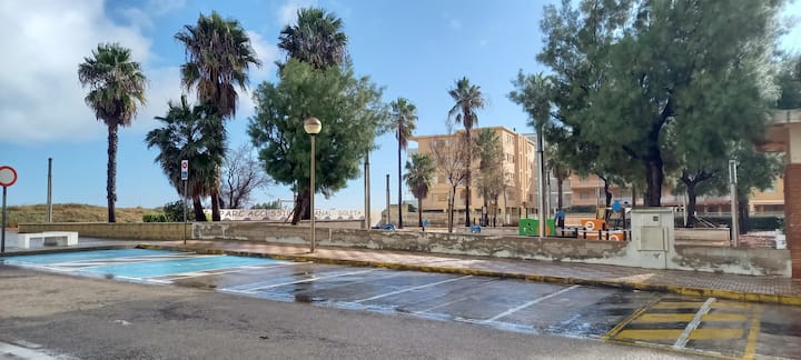 Planta Baja  Junto Al Mar Con Barbacoa - Cullera