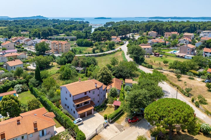 Cozy Ap. (Nr.2) For 2-4 With Garden Near Beach - Fažana