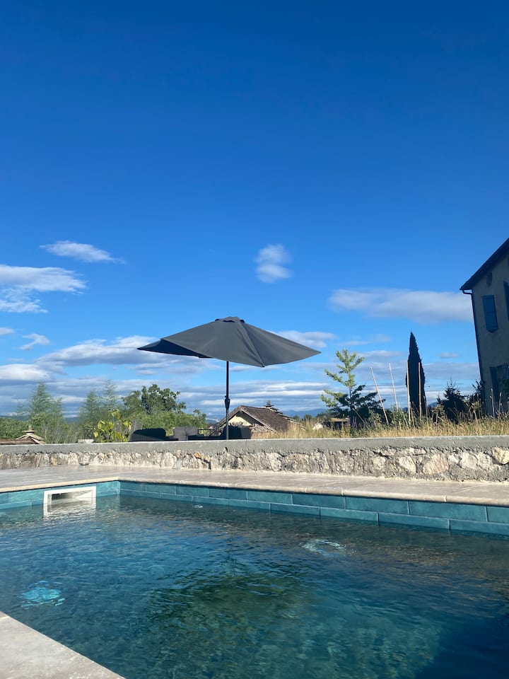 Superbe Demeure Avec Vue Sur Le Grand Colombier - Ain
