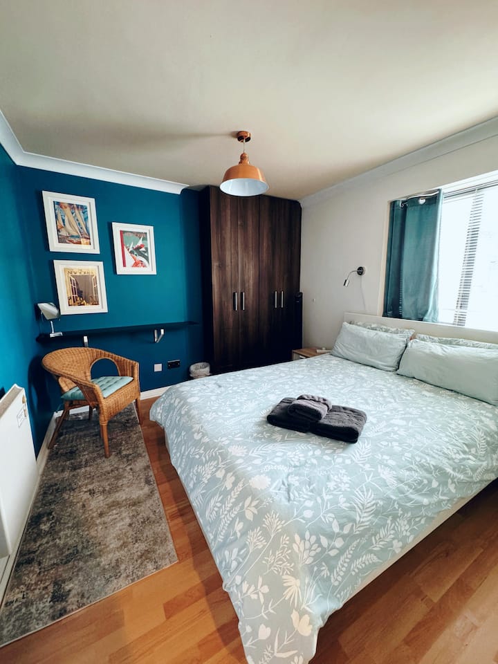 Trendy, Bright Apt - Close To Temple Bar -Sleeps 3 - Dublín
