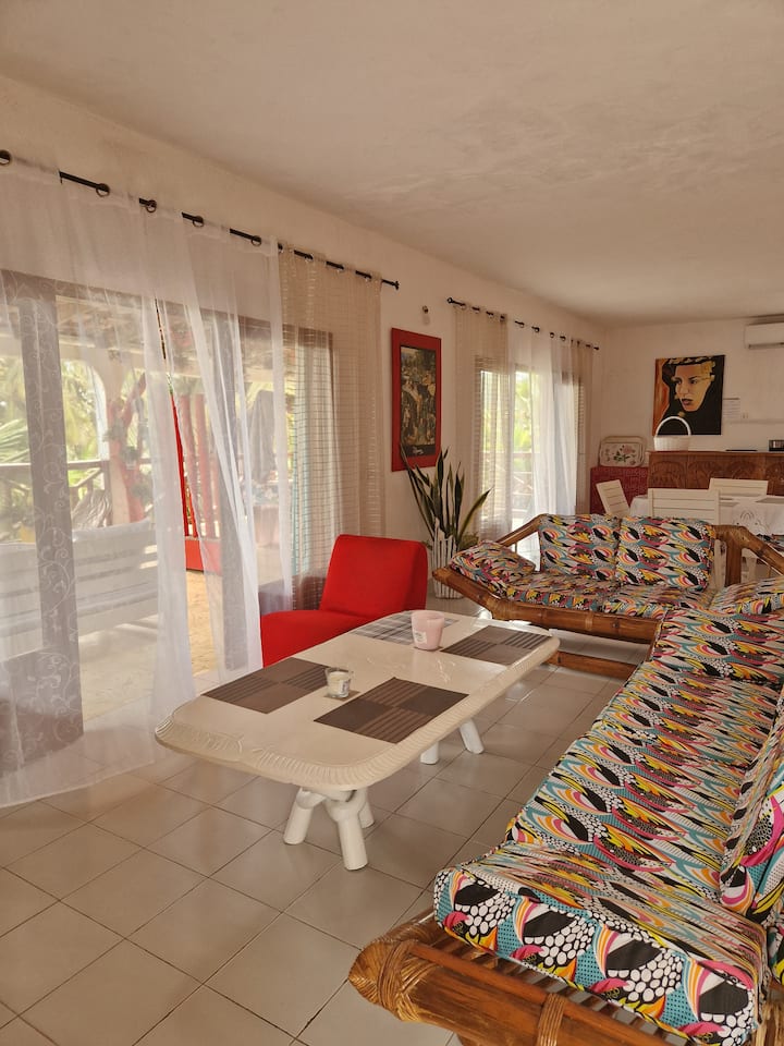 Appartement 100 M² à L'étage à San Pedro - Côte d'Ivoire