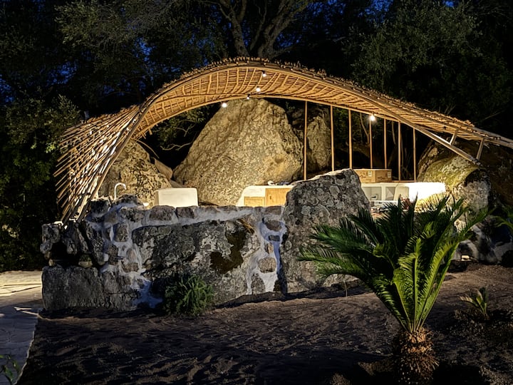 Surrounded By Nature, Unique View, 20 Min Beaches - Monti