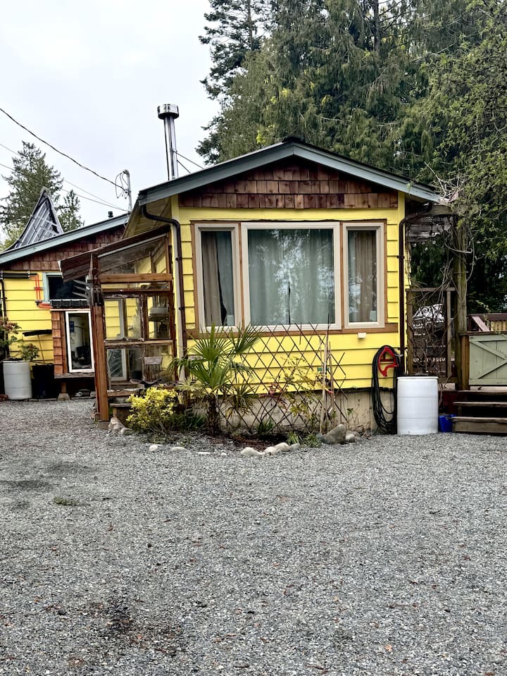 Shipwreck Cove - Cowichan Bay