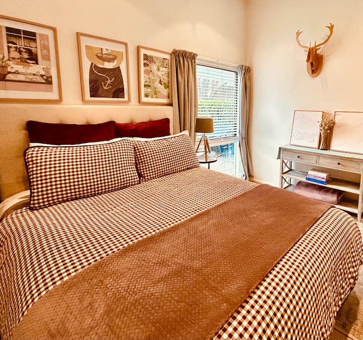 Kitchen/lounge/garden/suits Groups/airport 4 Min - Christchurch