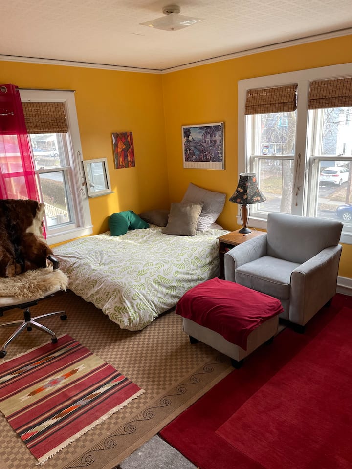Steps Off The Mohawk Trail/ Yellow Room - Greenfield, MA