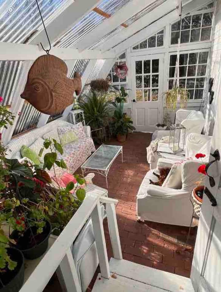 Capt Clarke Historic Homestead/venue. Beaches,pets - Old Lyme, CT