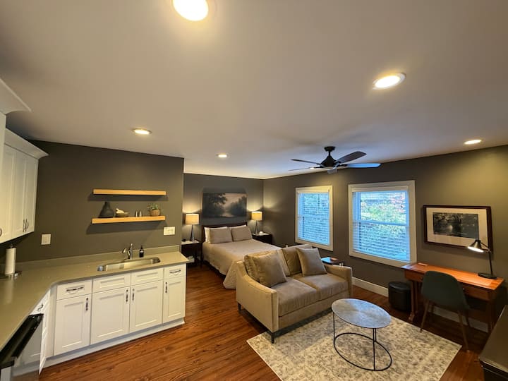 Buckhead Studio With Free Covered Parking - Atlanta
