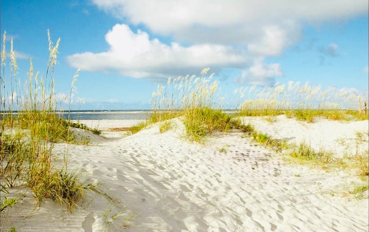 Steps To Beach • Fripp Sunsuite + 2 Resort Cards - Fripp Island, SC