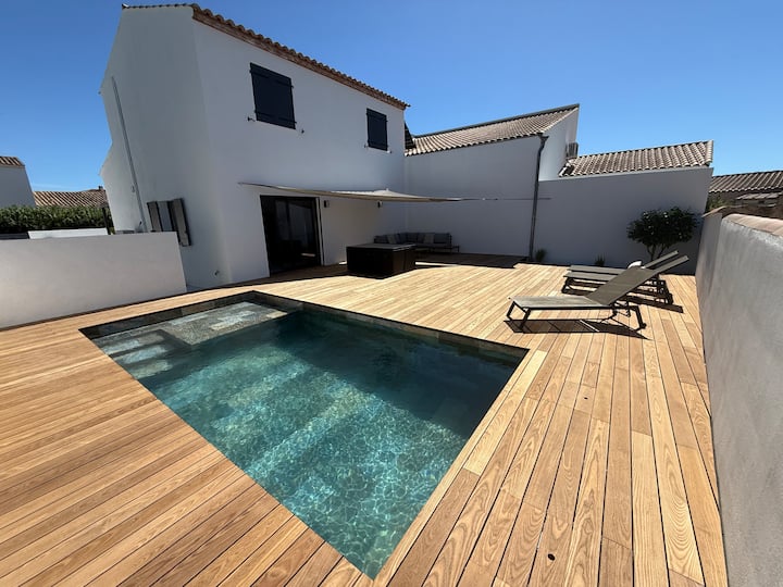 Aigues-mortes: Villa Climatisée Piscine Chauffée - Aigues-Mortes
