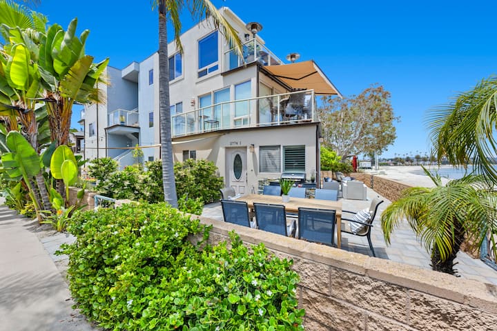 Amazing Property On The Sand In Mission Bay. - San Diego, CA