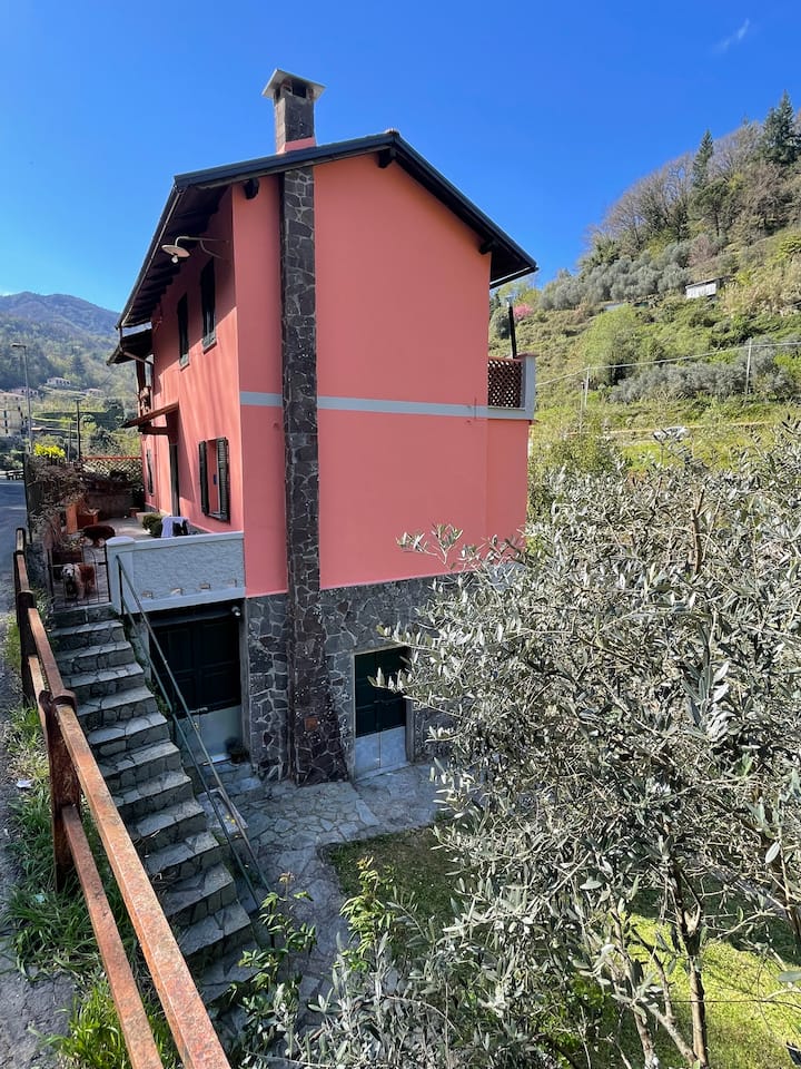 Casa Vacanze Janin
01005-lt-0015 - Santo Stefano d'Aveto